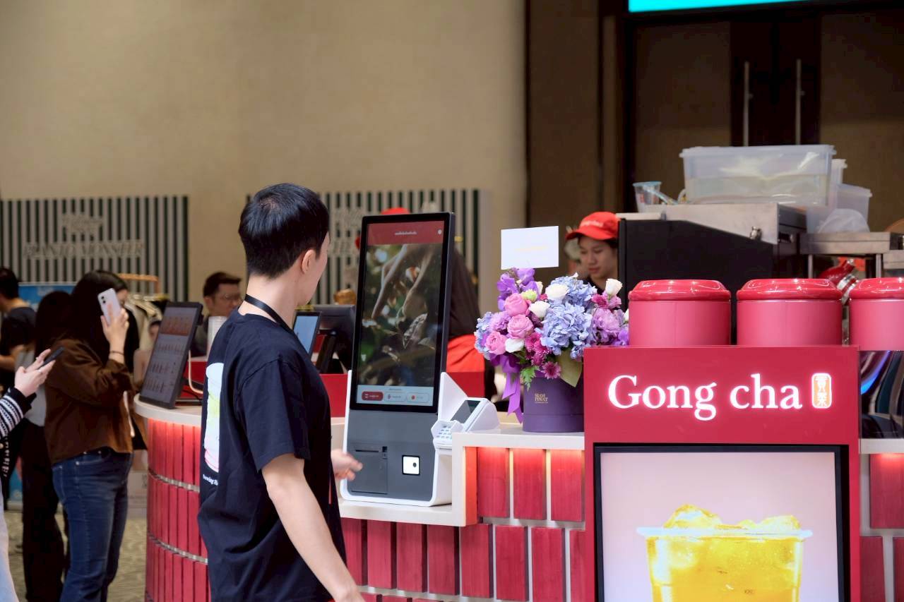 Gong cha Siam Paragon - ThaiOutdoorGroup